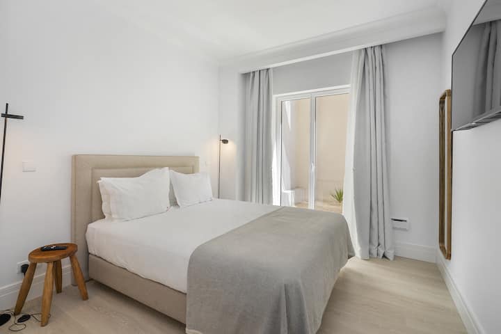 Les Deux Mariettes Apart &Suites 2 Bedr W/ Terrace - Lisbon