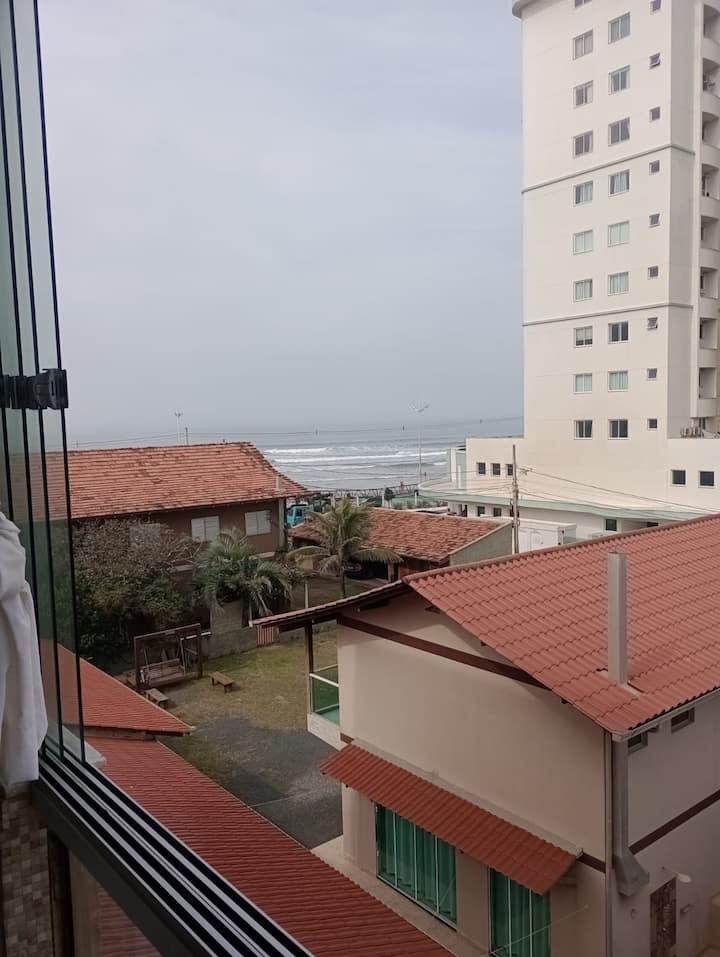 Ap 2/4, 20 M Da Praia De Gravata,  Elevador - Navegantes
