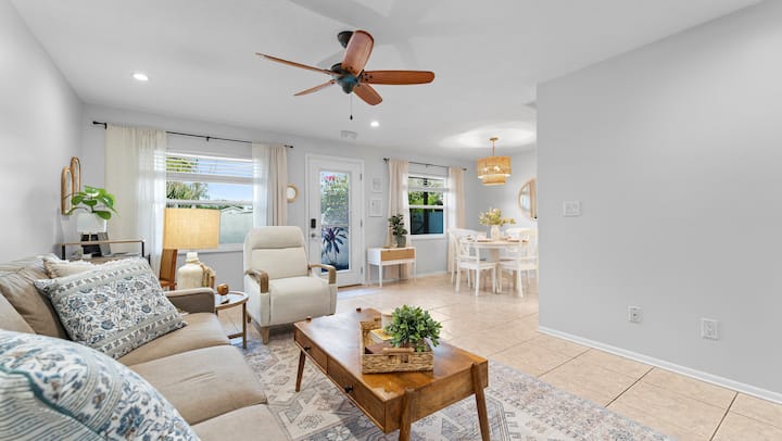Relaxing Escape | King Bed + Yard + Walk To Beach - Cape Canaveral, FL