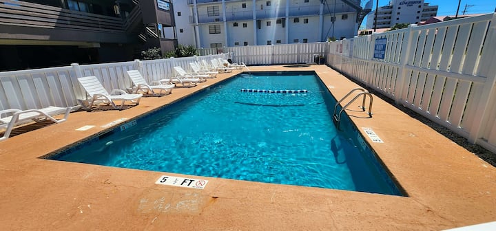 Cozy Condo, Stargaze From Pool- Walk To Beach/pier - Murrells Inlet, SC