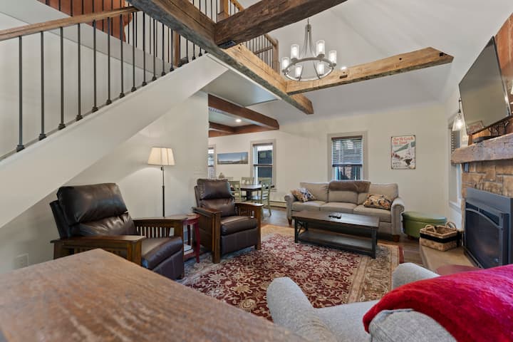 Family Friendly Vacation Home Close To Town & Lake - Bolton Landing, NY