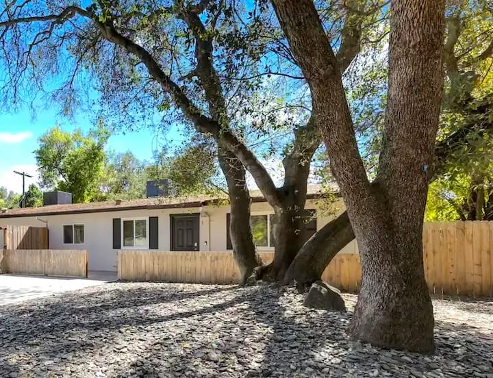 Loomis Charmer - Walk To Downtown 1 - Rocklin, CA