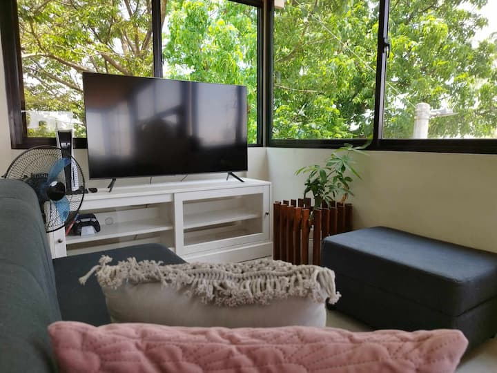 Spacious 5br Apartment For Families & Large Groups - Taguig