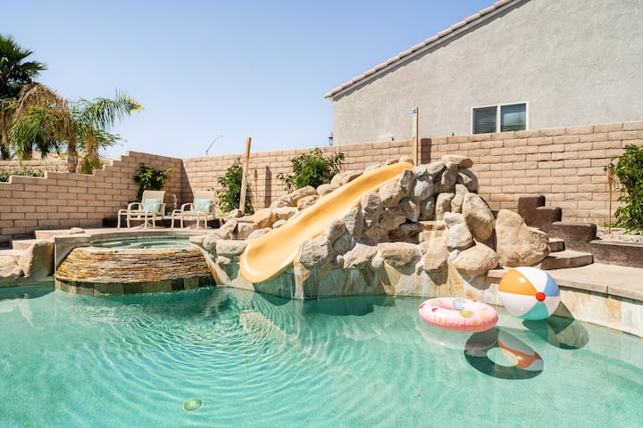 Mirage Of The Desert Pool, Spa N Bbq - Coachella, CA