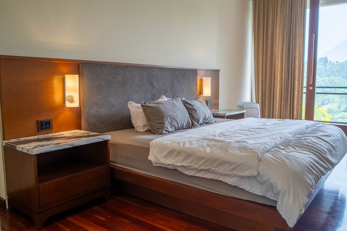 Ella House No. 1, Sentul City - Houses for Rent in Kecamatan Babakan ...