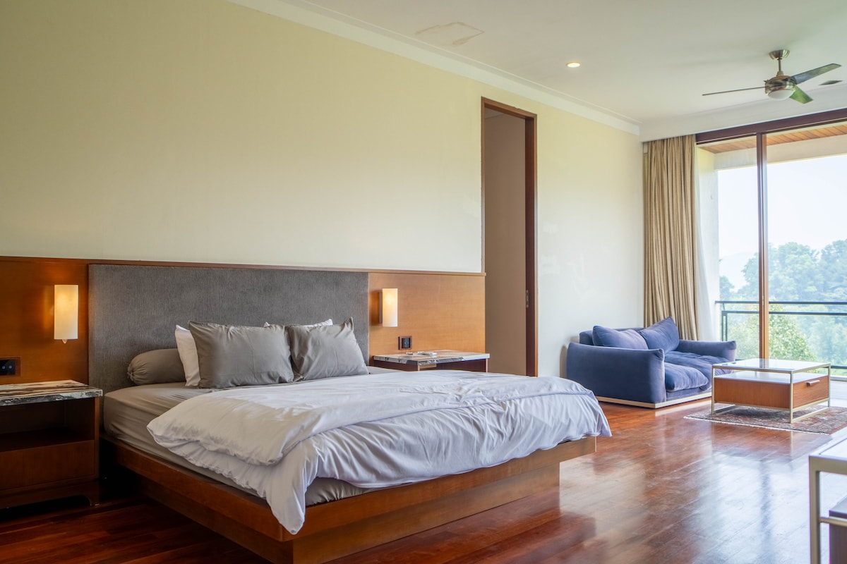 Ella House No. 1, Sentul City - Houses for Rent in Kecamatan Babakan ...