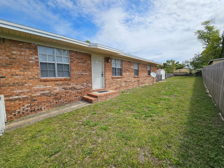 1408 4br/2ba House Is 2 Side-by-side Duplexes - Panama City, FL