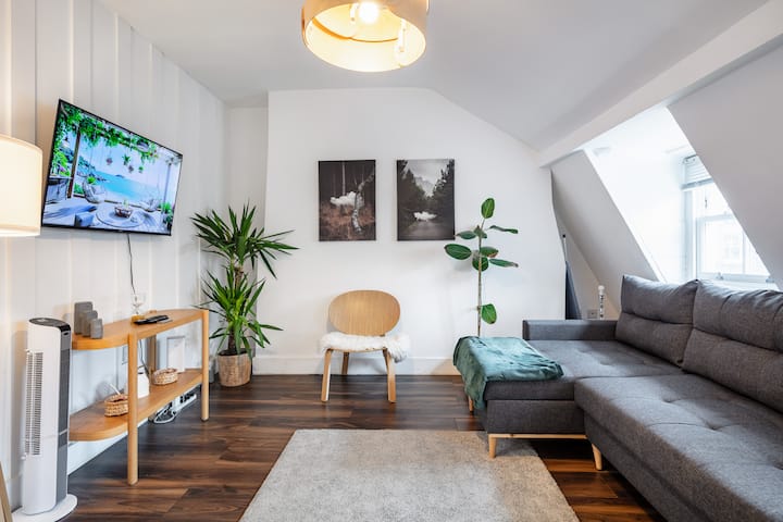 Top-notch 1 Bed In Wonderful Location - Forest