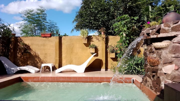 Cabaña, Quincho, Pileta Privados.  Cochera Oberá - Oberá