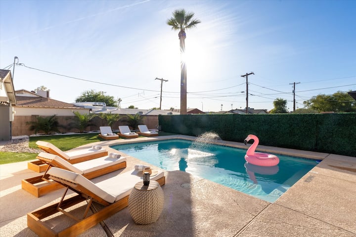 Heated Pool | Fire Pit | Old Town | King Bed | 4br - Tempe, AZ