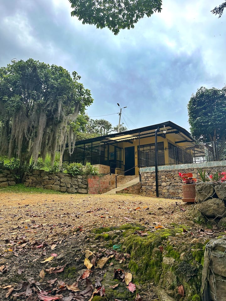 Acogedora Casa De Campo, Rodeada De Naturaleza - Machetá