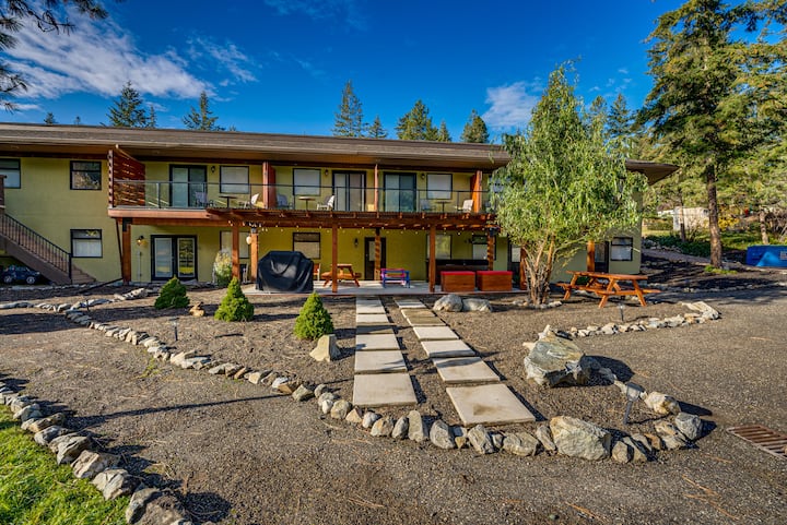 Haven @ Deer Park Retreat Suites Off Lake Okanagan - Vernon, BC, Canada