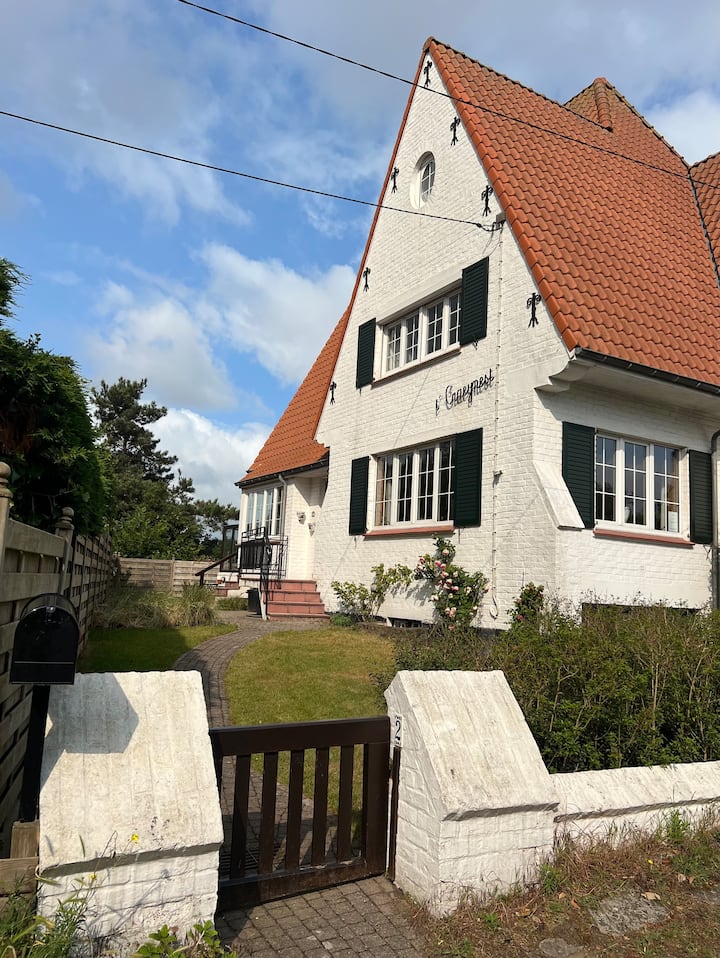 Villa 'Tcraeynest,concessie De Haan - De Haan