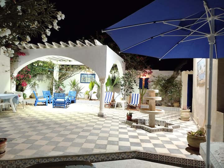 Maison De Charme Djerbienne Avec Piscine - Djerba