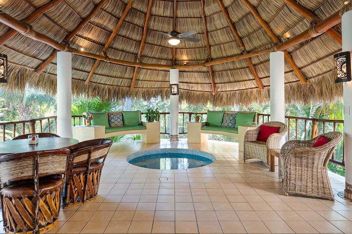 Charming 2br Jungle Retreat – Pool, Palapa And Art - Lo de Marcos