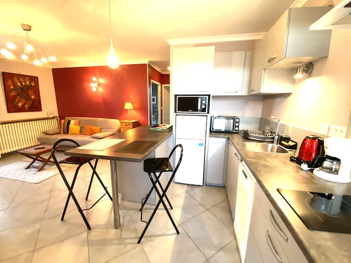Gîte 2/3p., 80m2, Avec Parc Et Terrasse Ombragée - Villeneuve-de-Berg