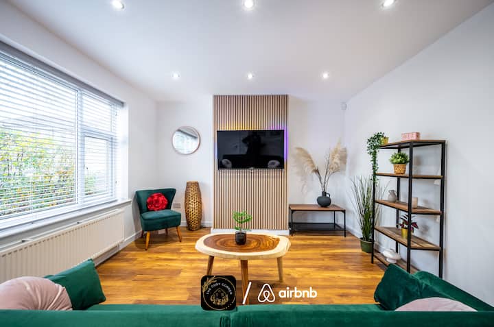 3brhouse|7guest|traffordcentre|parking|wifi|family - Manchester