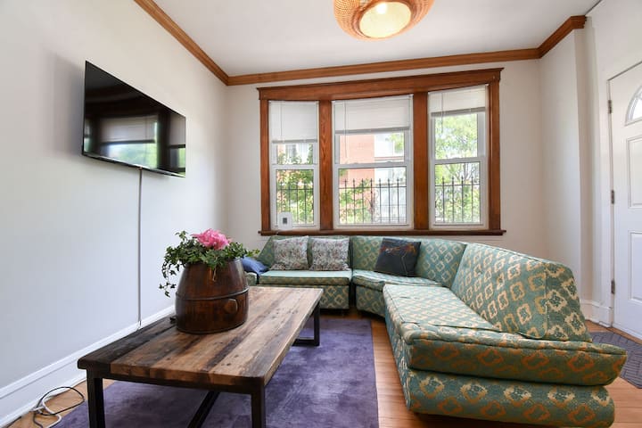 Two Bedroom W Porch In Wicker Park - Northalsted - Chicago