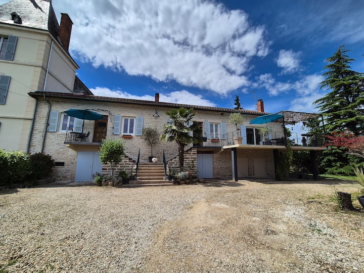 Maison  Bord De Saône. 1 à 5 Personnes. 80m2 - Pont-de-Vaux
