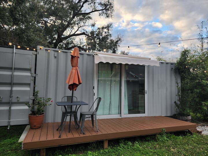 Cozy Container In College Park And Near Downtown - Orlando, FL