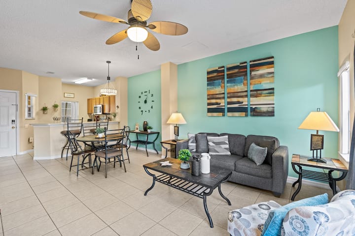 Upstay - Pet-friendly Resort Townhouse W Patio - Kissimmee, FL