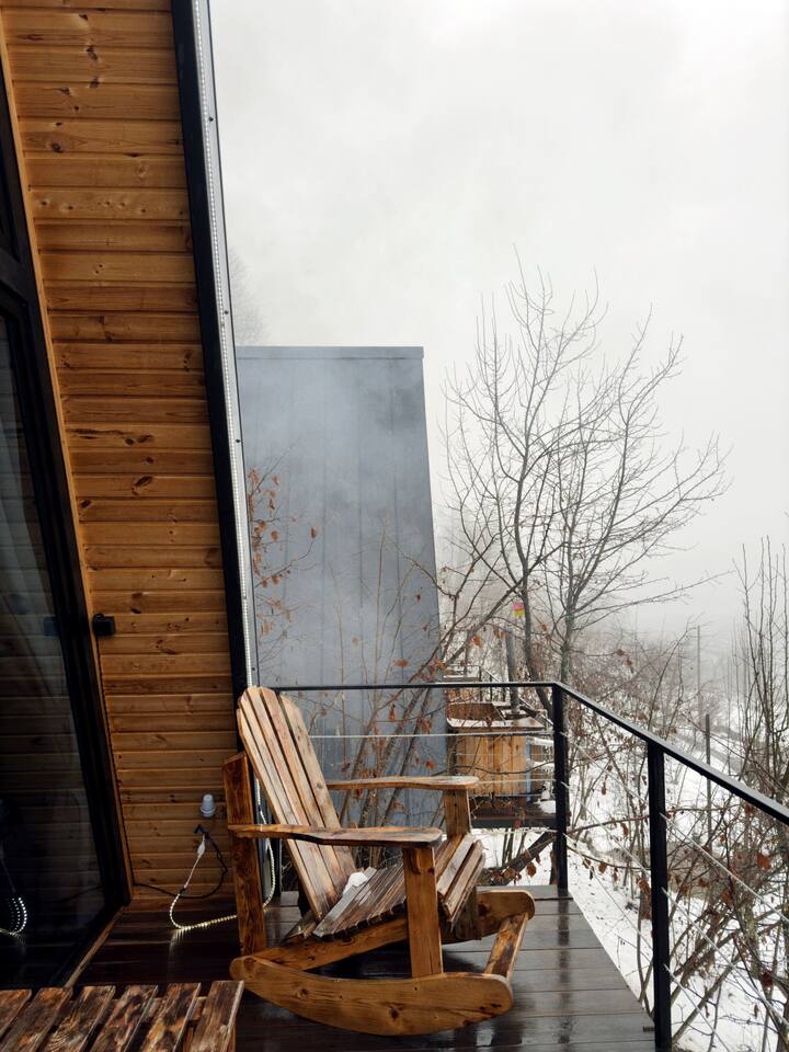 Blueberry Chalet - Georgia