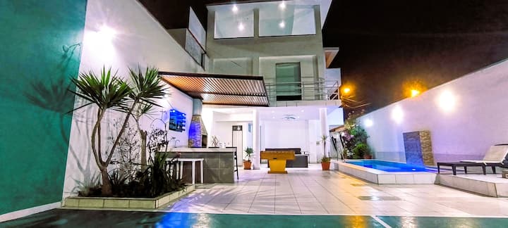 La Mejor Casa De Playa En El Silencio - Lima