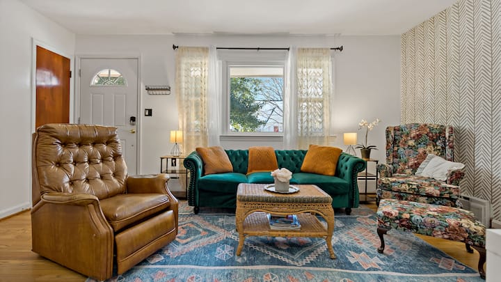 Cozy Pet Friendly House Close To Old Town - Alexandria, VA