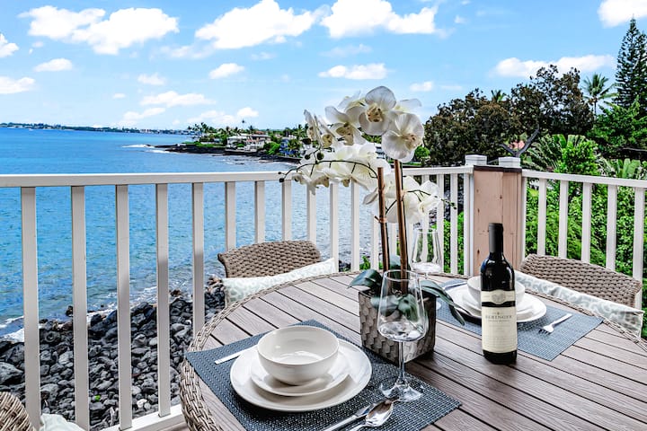 Kona Oceanfront Condo – Private Lanai Views - Kailua-Kona, HI