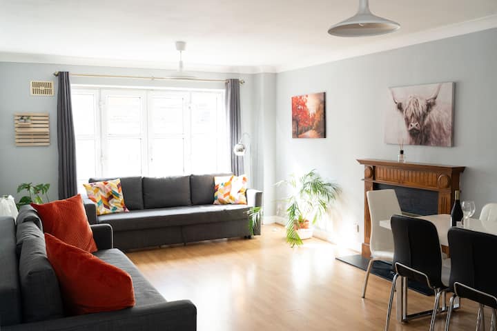 Spacious City Centre Apt - O'connell Street Area - Dublin, Ireland