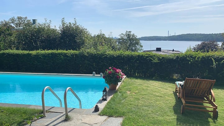 Stunning Seaview Apartment With Pool & Parking - Stockholm