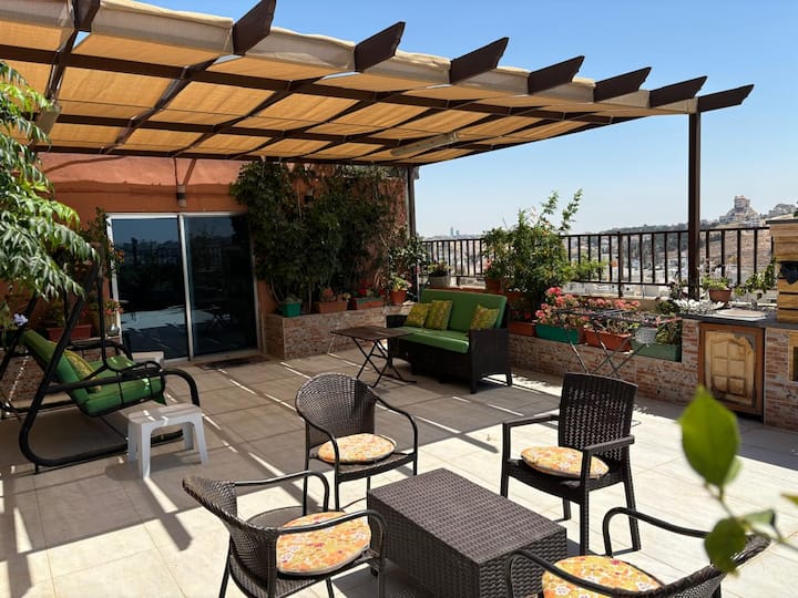 Lovely 2 Bedroom Rooftop,  Fully Equipped. - Amman