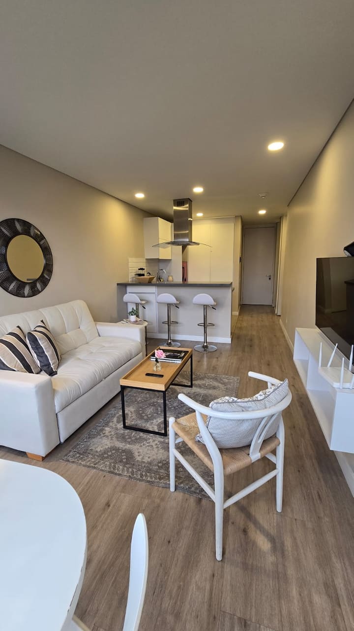 Elegant 2-bedroom Loft 604 With Stunning Park View - Bogota