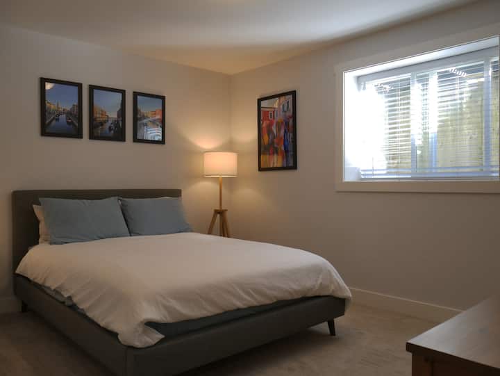 Private Basement Suite - North Vancouver