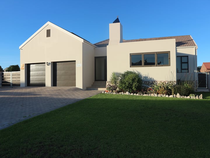 Langebaan - Entire Home With Lagoon Views - Langebaan