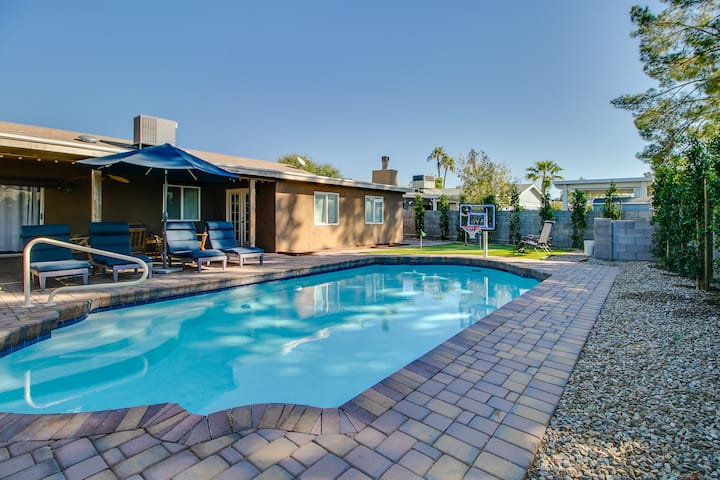 Beautiful 4 Bdrm W/pool! Scottsdale Kierland Area - 鳳凰城