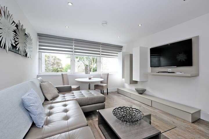 One Bedroom With Parking Close To City Centre - Aberdeen