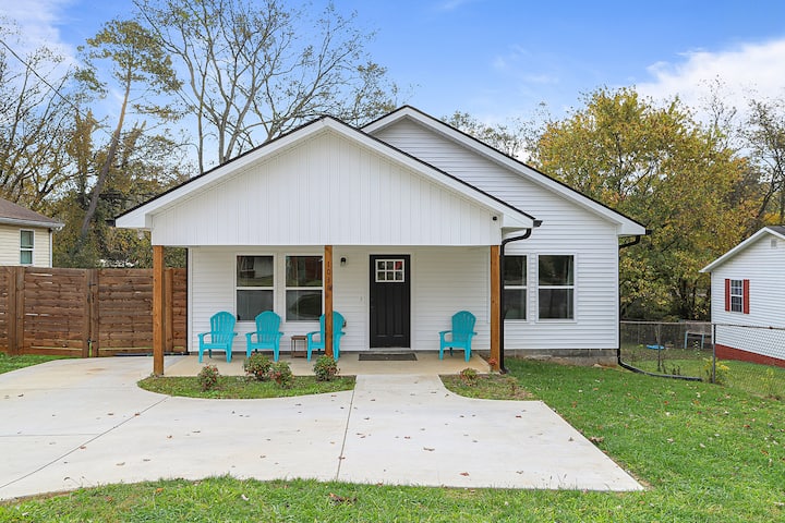 Sweet Home Knox: Dwntn/ut, Pet Friendly 3br, Yard - Knoxville, TN