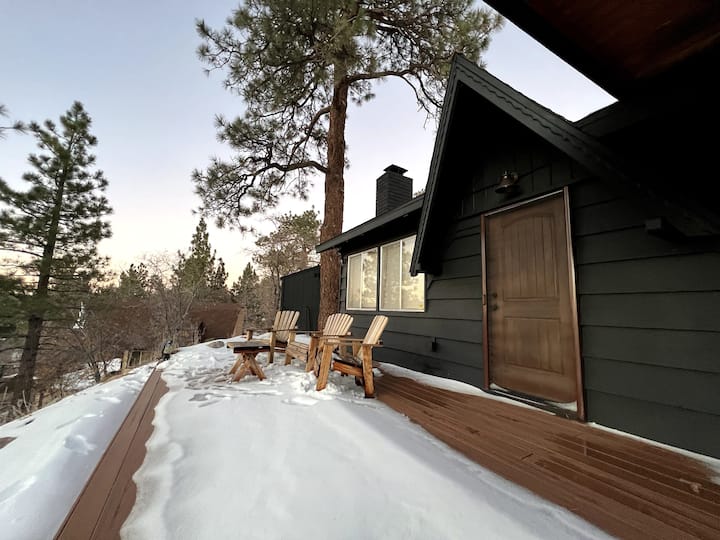 Grandma Chic Cabin With 360 Views - Big Bear Lake, CA