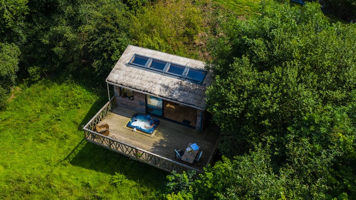 Cabane Perchée Avec Jacuzzi - Landerneau