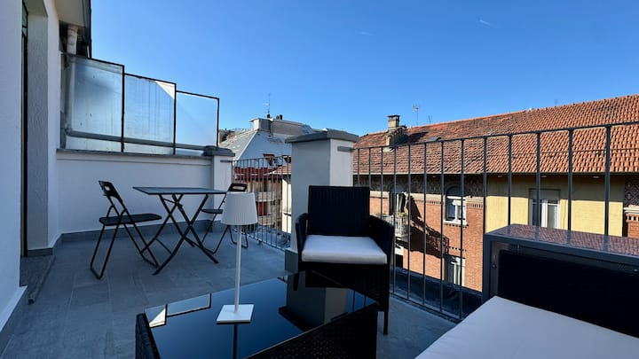 Appartamento Incantevole A Torino Con Terrazzo - Turín