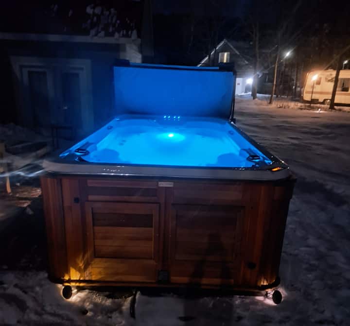 Vintage Loft With River View-pets Welcome - New Brunswick