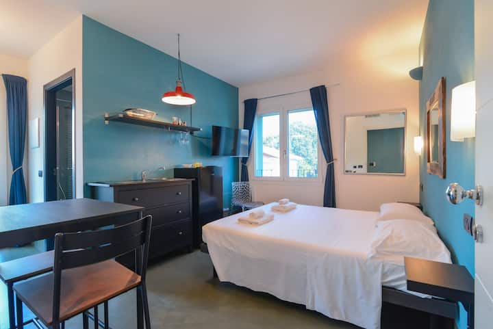 Studio With Small Terrace - Castelnuovo del Garda