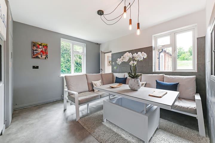 Arundel Near Goodwood (Revival And Fos) - Littlehampton