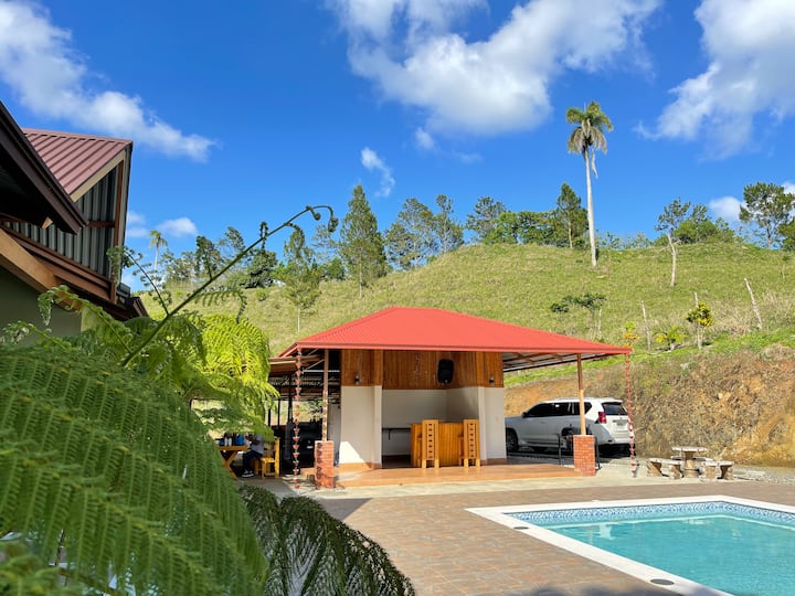 Villa Palmeras Jarabacoa/ 30 Huésped - Jarabacoa