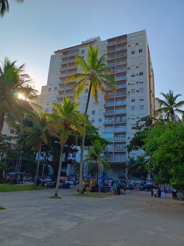 Apto Pitangueiras Pé Na Areia Ao Lado Shopping - Guarujá