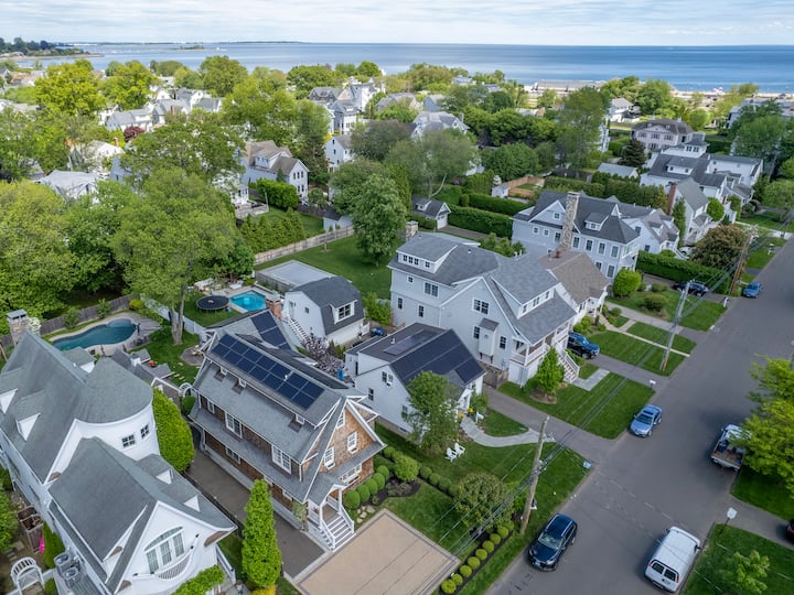 Fairfield Beach Modern Colonial - Fairfield, CT