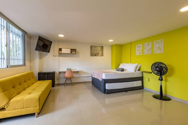 Independiente Loft Con Terraza Y  Parking  Privado - Medellín