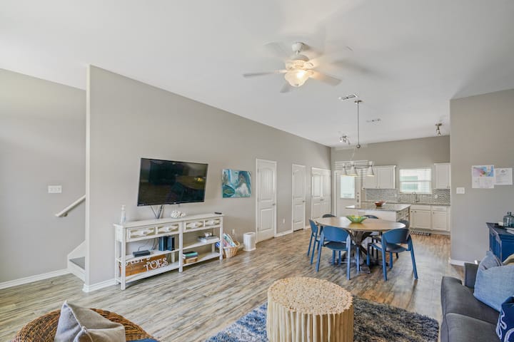 Salty Toes Beach House - Corpus Christi, TX