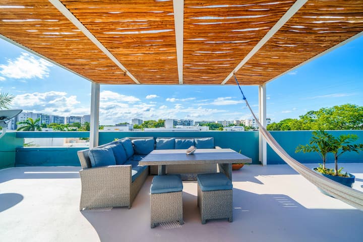 3br Home In Residencial Zone With Rooftop - Cancún